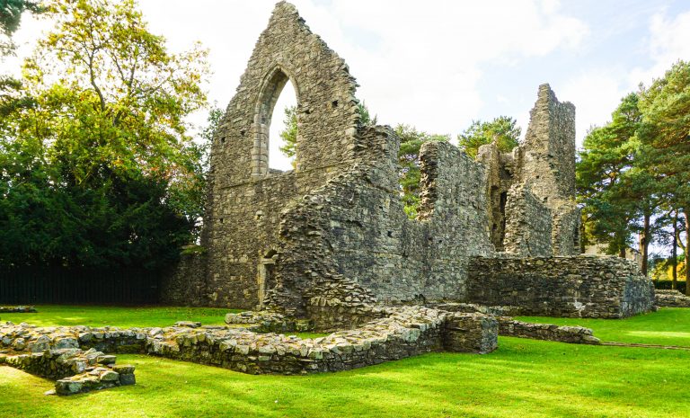 A day trip to Peebles from Edinburgh - Empnefsys & Travel