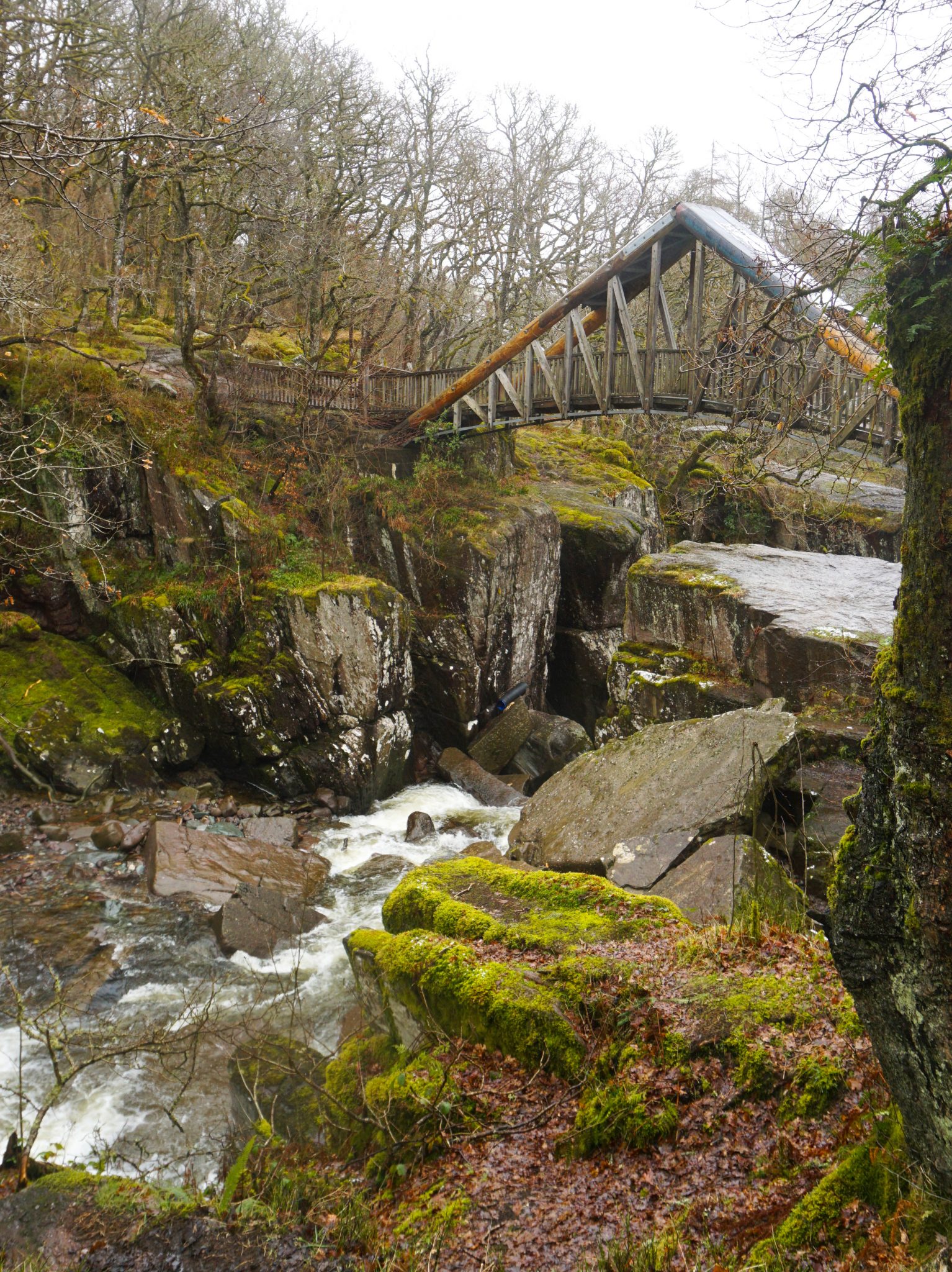 Callander Bracklinn Falls Bridge - Empnefsys & Travel