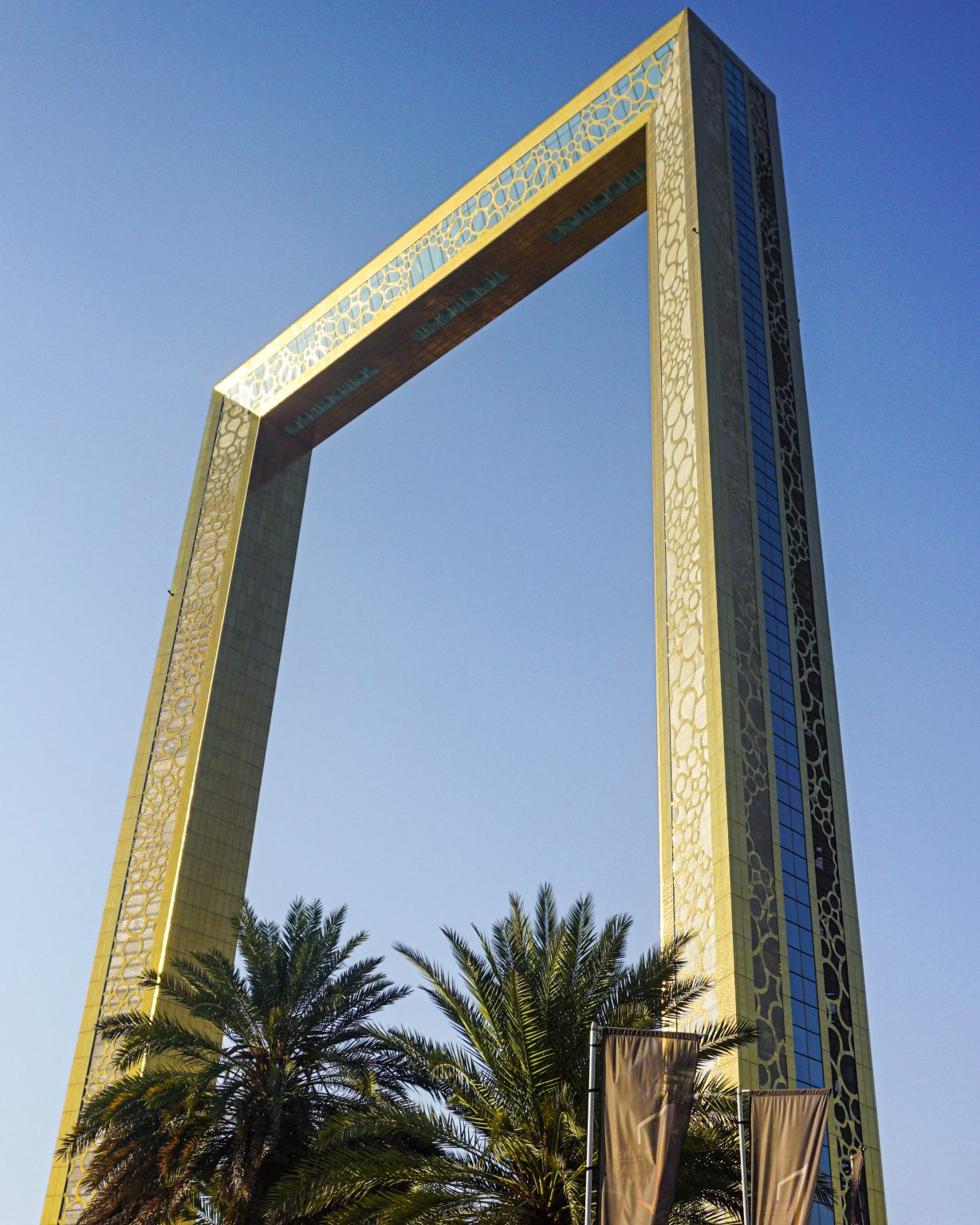 Dubai and Abu Dhabi Itinerary: 1 Week in the UAE - Empnefsys & Travel